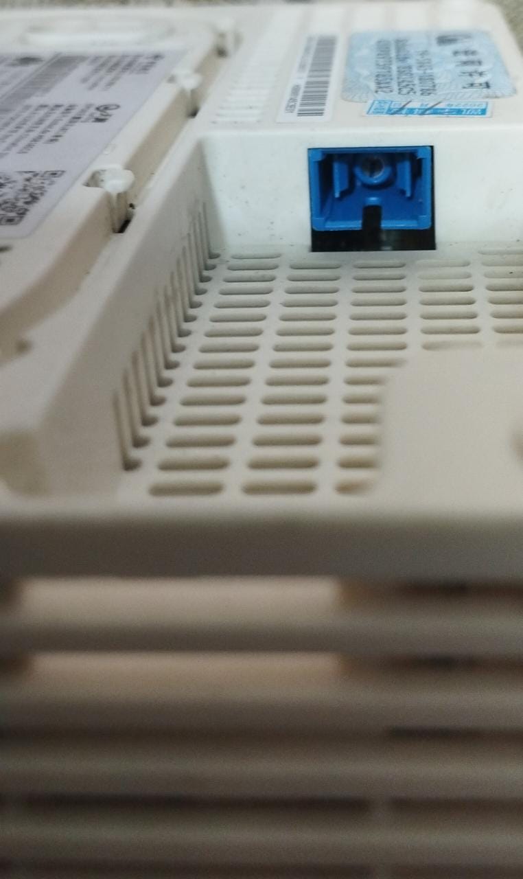 Huawei HS8145-C5 XPON(GPON + EPON) Fiber Optic Router - AY Tech Solutions